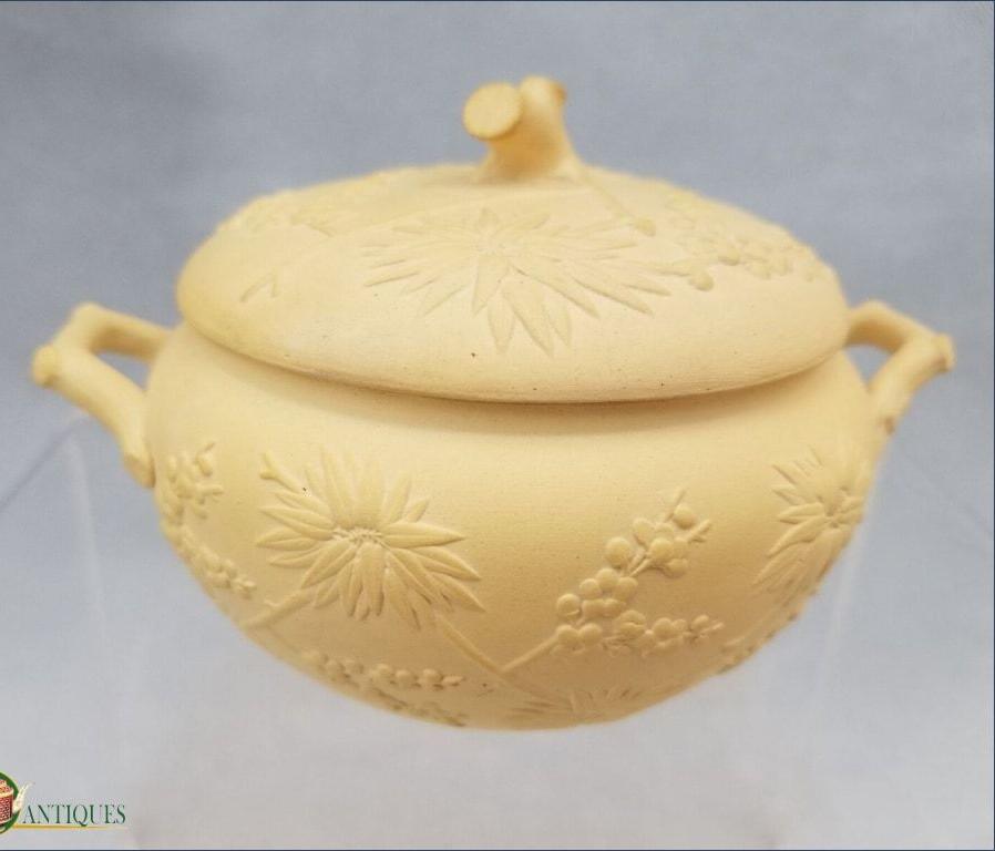An Antique English Caneware Wedgwood Sugar box and cover, impressed ma ...